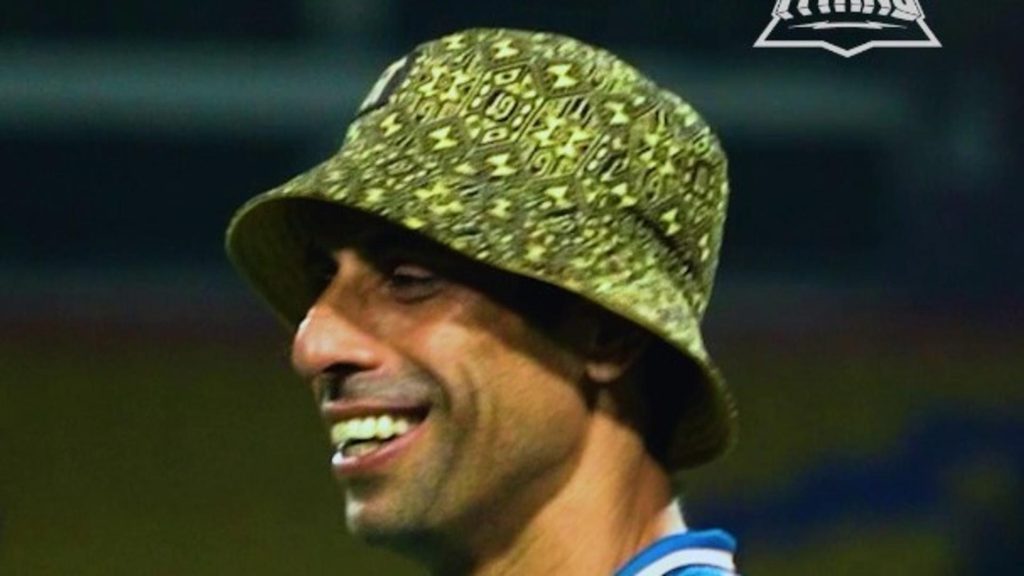 It's Nehraji Day 👉 celebrations include length ball & nariyal paani 🥥💙