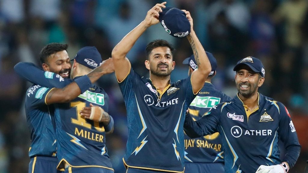 Titans pull of a spectacular comeback in Lucknow